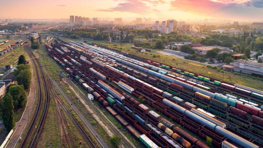 Prototype Yards: Adapting Prototype Operations to Model Railroading ...