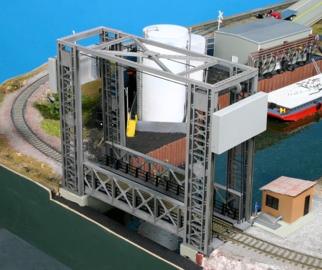 Gateway NMRA » Lift Bridge and Grain Elevator on the Riverport Theme HO ...